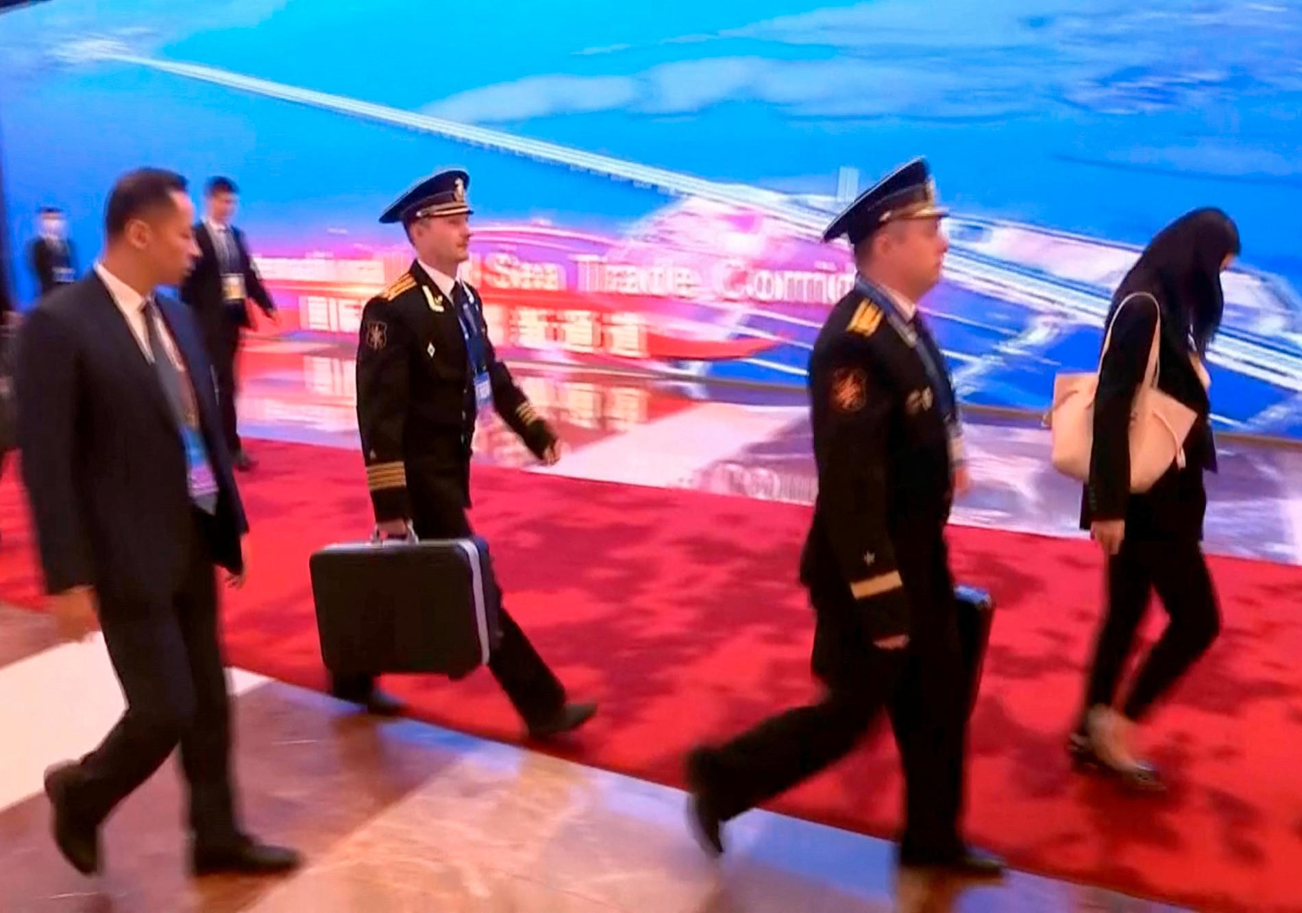 The Kremlin displays Putin's nuclear suitcases during his visit to China The Kremlin displays Putin's nuclear suitcases during his visit to China