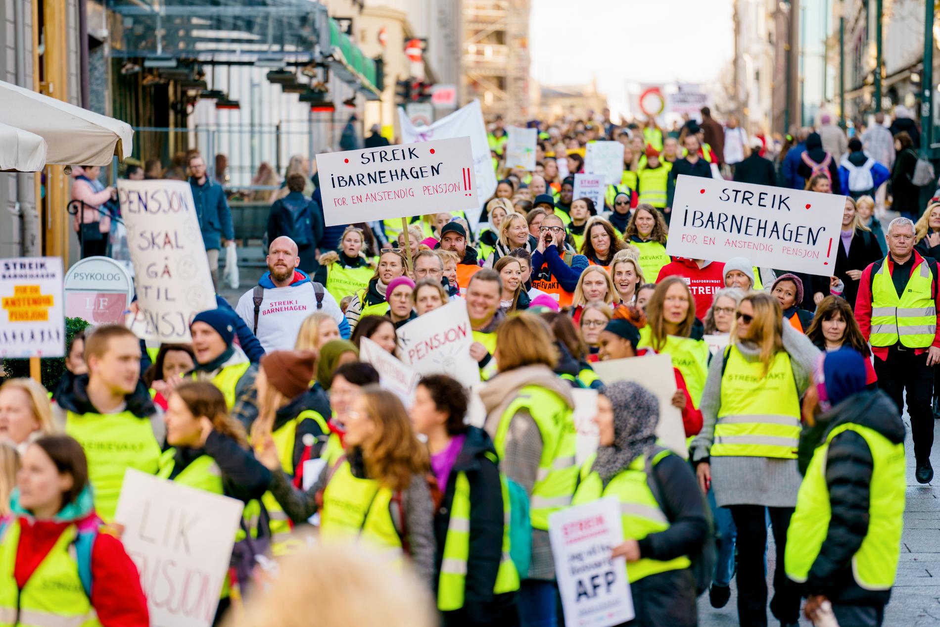 Barnehagestreiken er over – partene er enige om pensjon – E24 Barnehagestreiken er over – partene er enige om pensjon – E24