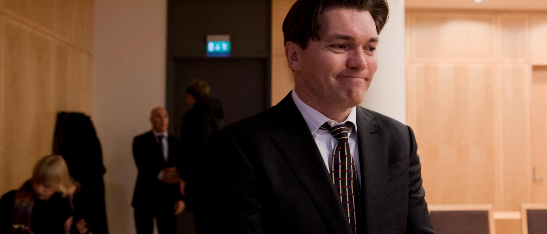 Arne Fredly: - Denne saken er storm i et vannglass – E24 Arne Fredly: - Denne saken er storm i et vannglass – E24