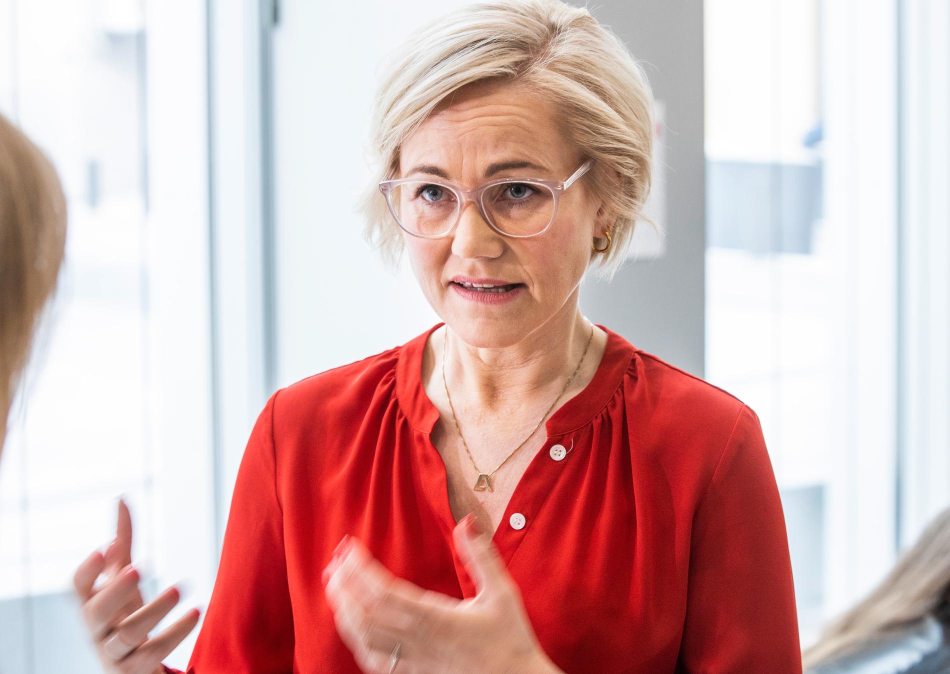 Helseministeren ber sykehusene stramme inn på vikarbruken - VG Helseministeren ber sykehusene stramme inn på vikarbruken - VG